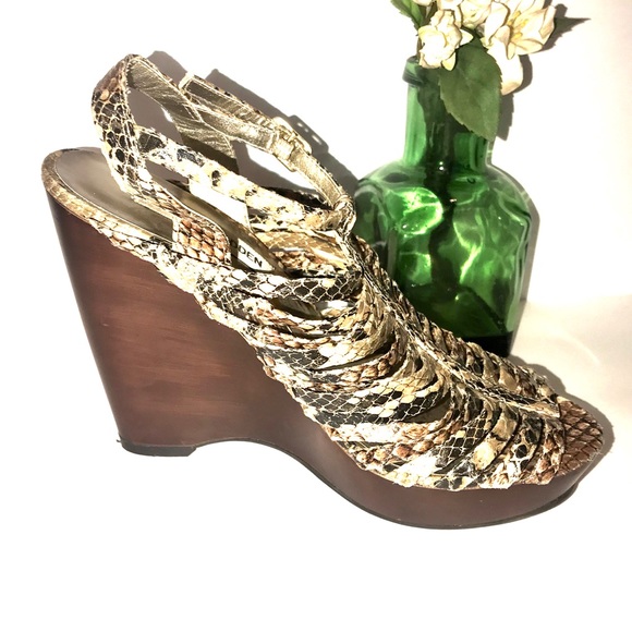 Steve Madden | Shoes | Steve Madden Titan Snakeskin Wedges Sz 6 | Poshmark